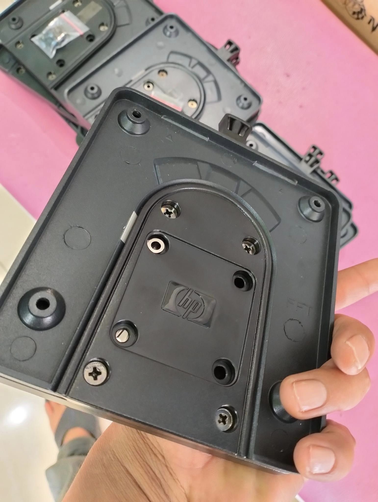 Bracket Monitor Original Bawaan HP – ACN NIAGA